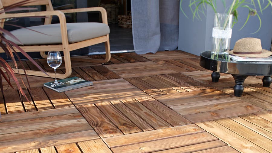 Comment choisir sa terrasse en bois ? | Leroy Merlin