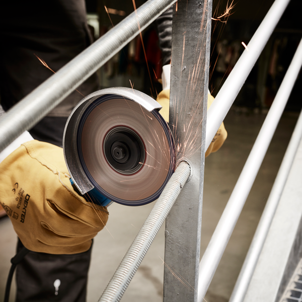 Meuleuse d'angle filaire DEXTER, Dp5 800ag2-125.5, 800 W | Leroy Merlin